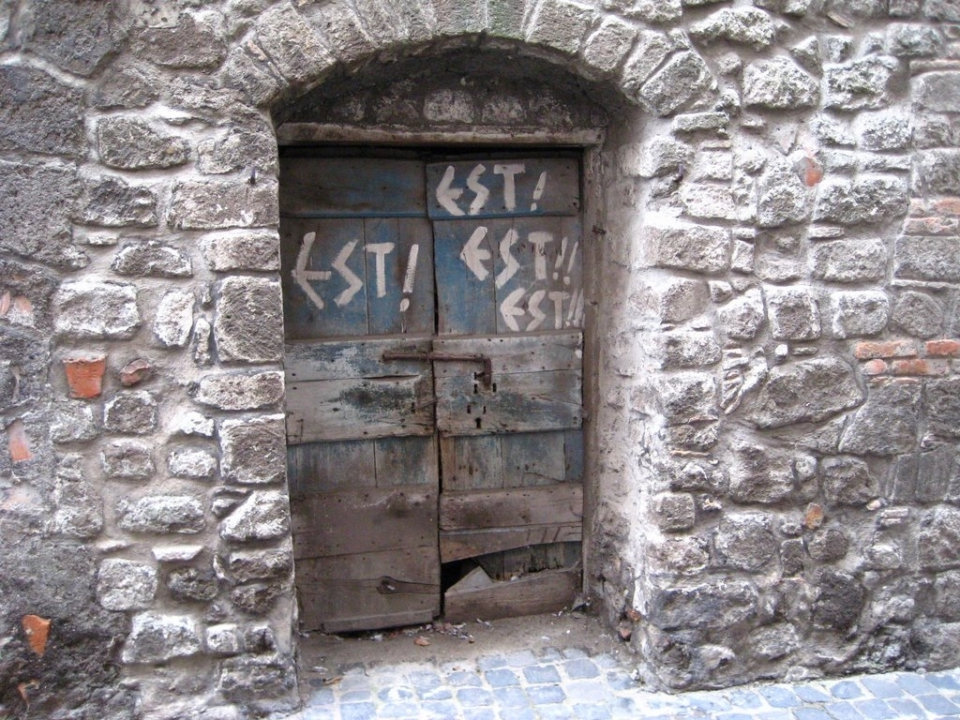 Tipping in Italy: All of Your Questions Answered - MP-Tours.com